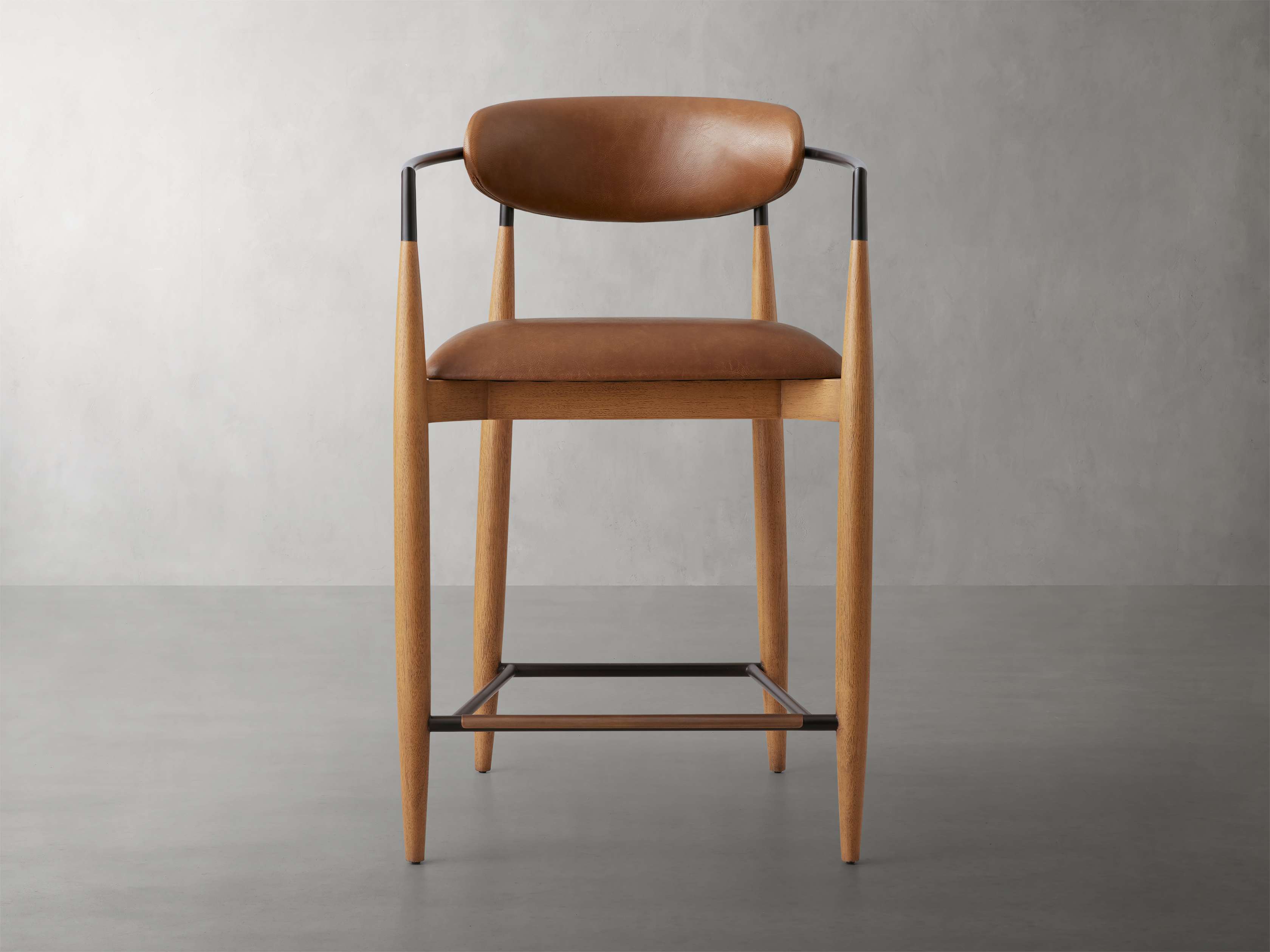 Jagger Faux Leather Stool – Ceenwe